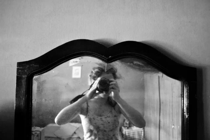 The Power of Reflection: 20 Stunning Images of Mirrors and Light | EyeEm