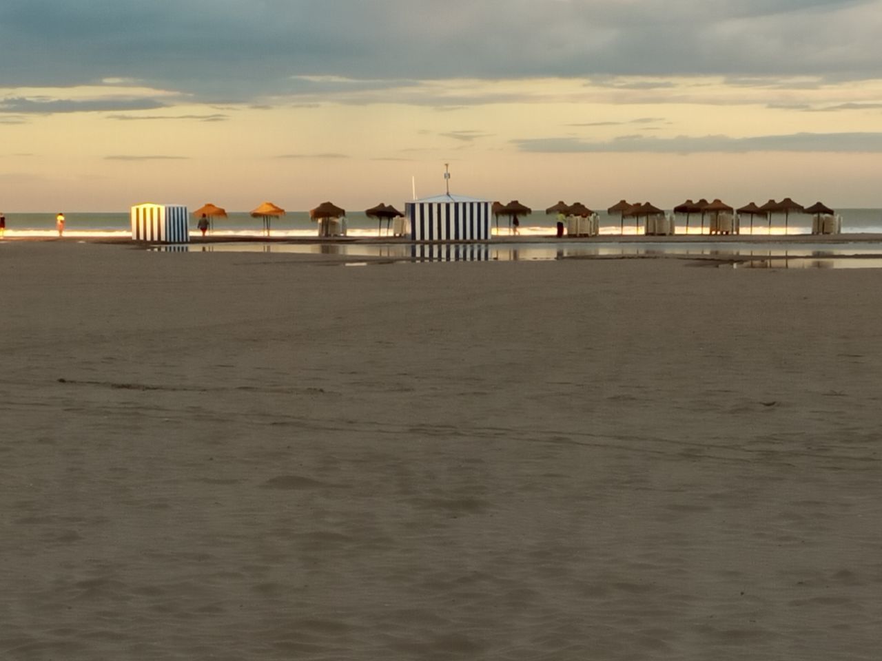 Sunset over sea | ID: 94055222